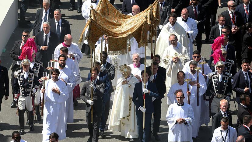Verity - Over 1.2M Attend Pope Leo XIV's Madrid Mass